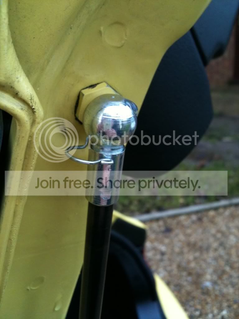 Boot Strut Replacement DIY - Z3MCoupe.com Forums